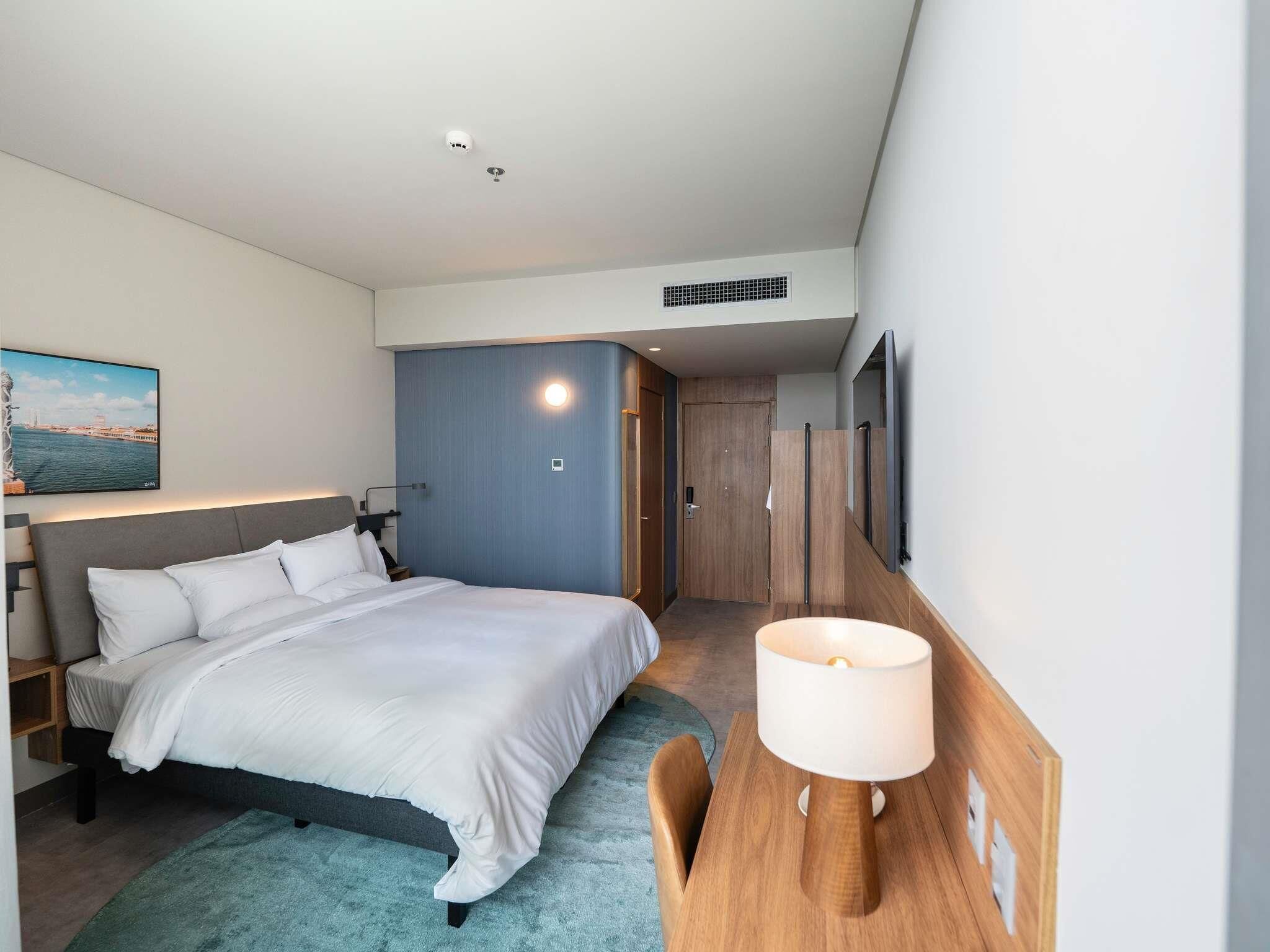 Apartamento Superior, 1 cama de casal | Cofre com capacidade para portátil, secretária 