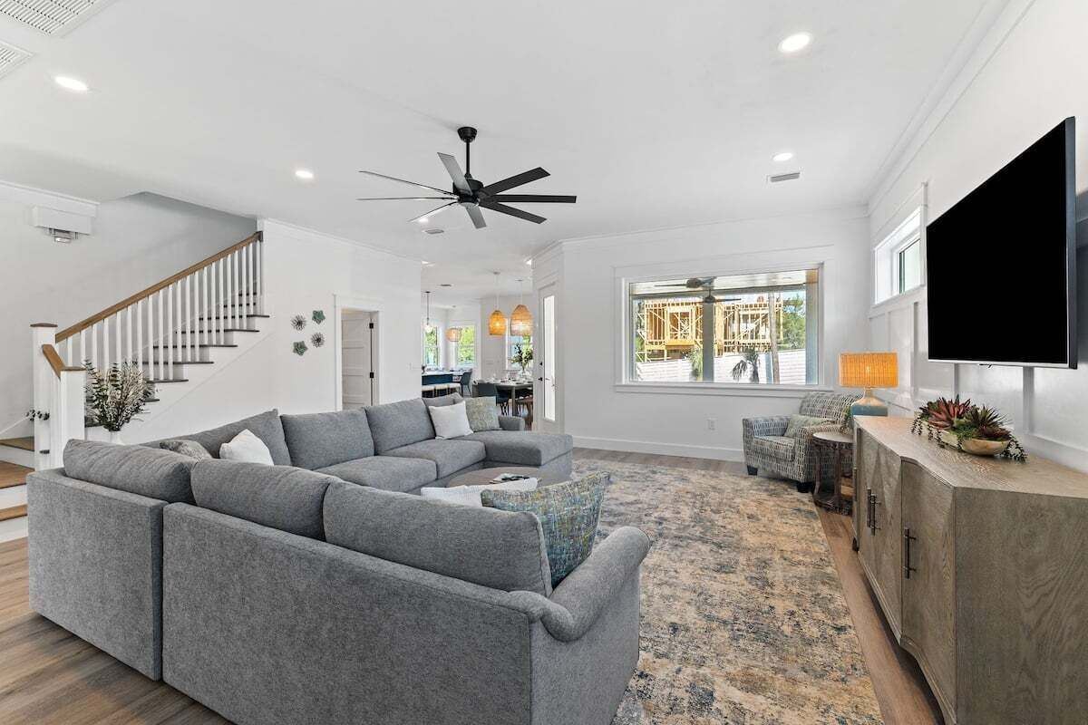 Stunning! New Loaded Beach Home! Sleeps 26! Lsv & 6 Yolo Bikes! Resort-style - 