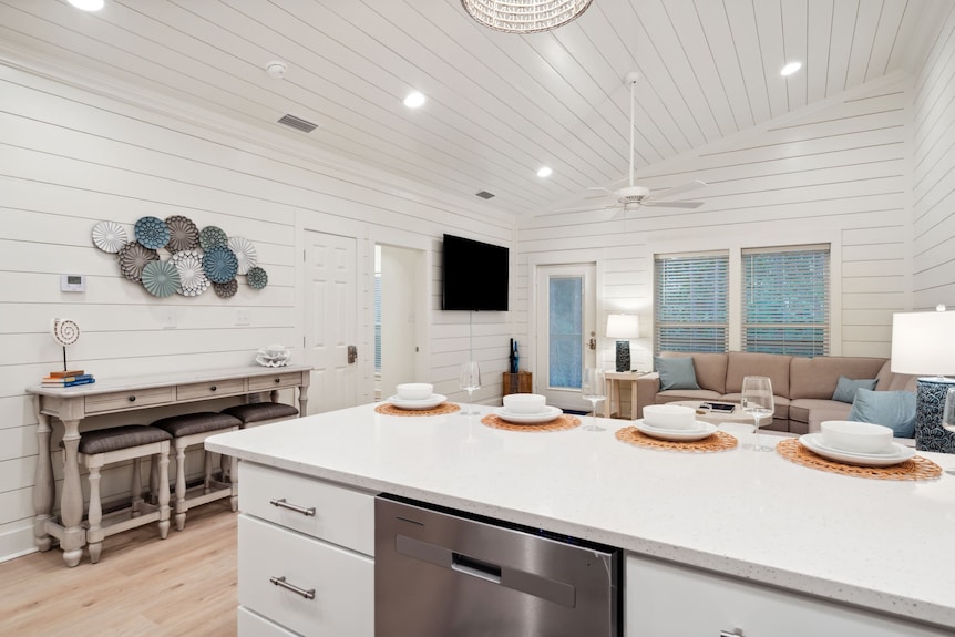 Luxury Autumn Retreat On Oleander - Unit C - Dauphin Island, AL