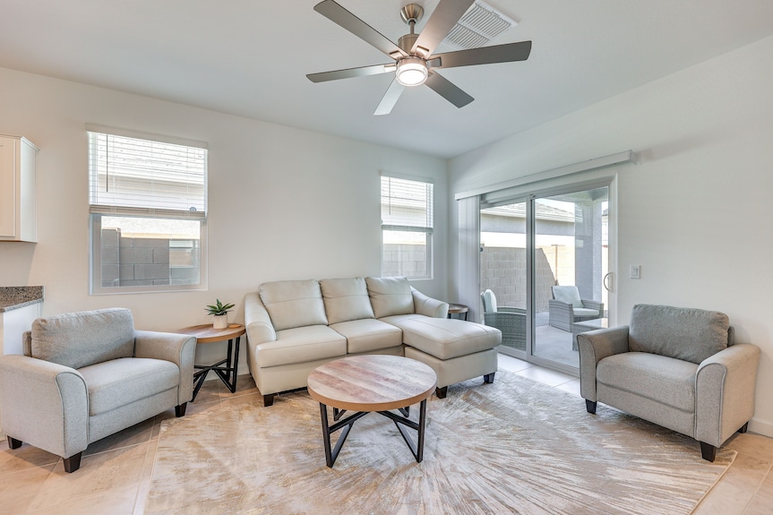 Maricopa Home W/ Putting Green & Covered Patio! - Maricopa, AZ