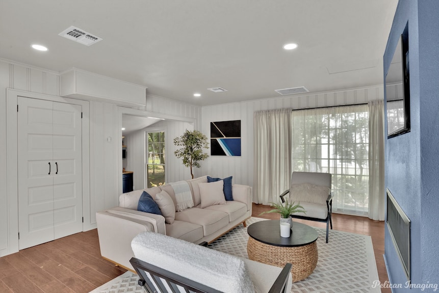 The Stylish Stable - Shreveport Aquarium, Shreveport