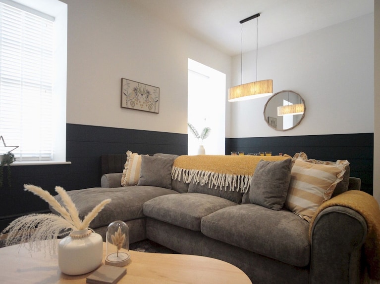 Apartment 5 Old Conservative Club In Historic Town - Pass The Keys - Caernarfon