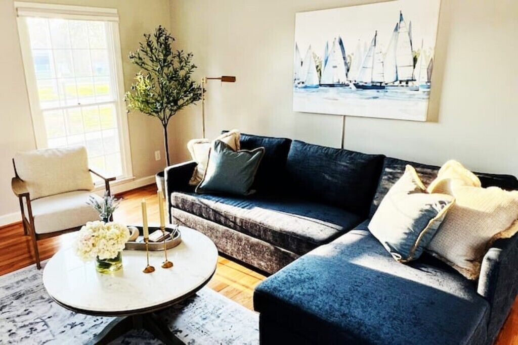 Cozy 2br Home Near Idlewild Park\n - Easton, MD