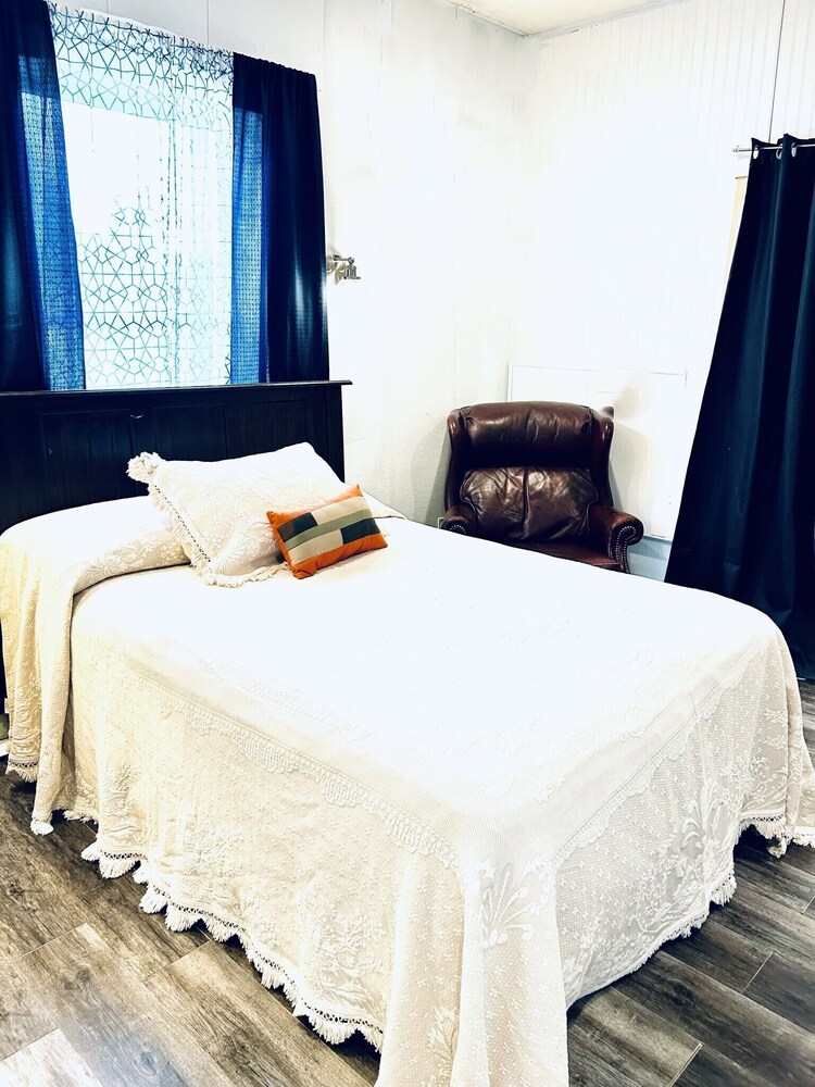 Romantic Lake Front - Hayden Lake | Vrbo