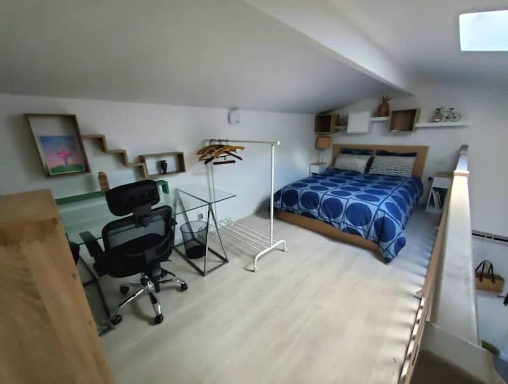 Petit Loft Avec Terrasse Arborée Au Lilas - Montreuil