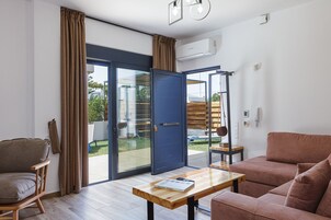 Vila executiva | Área de estar | Smart TV 40 polegadas com canais digitais