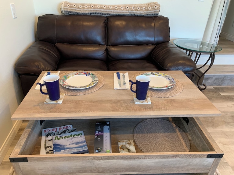 New 1-bdrm Apartment Suite - Pet-friendly Cozy Mountain Escape Near Trail & Lake - Hesperia, CA