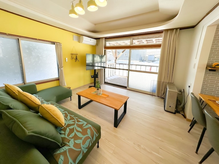 11min Walk From Noboribetsust4min Walk 7eleven / Noboribetsu Hokkaidō - Date