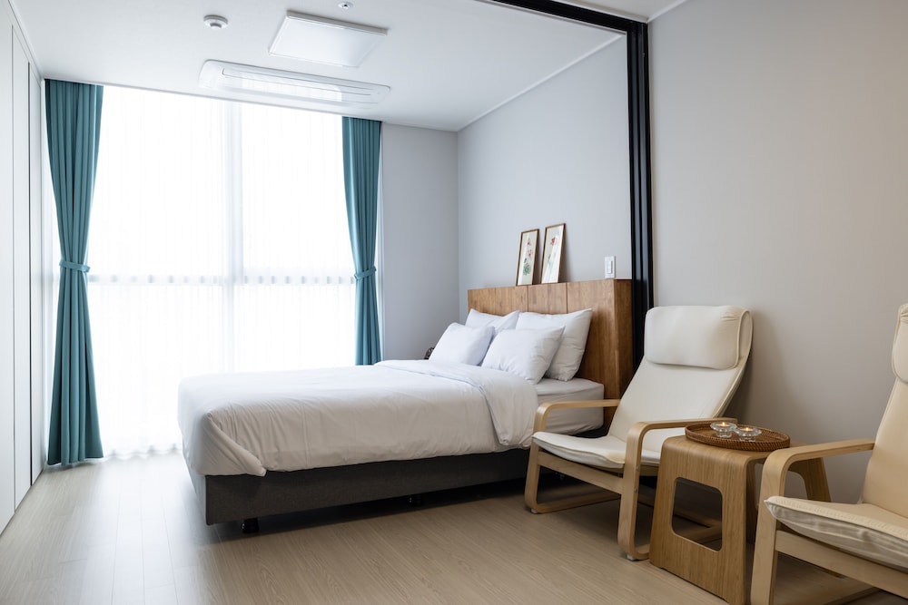 Grandbleu Hotel & Residence - Dangjin-si