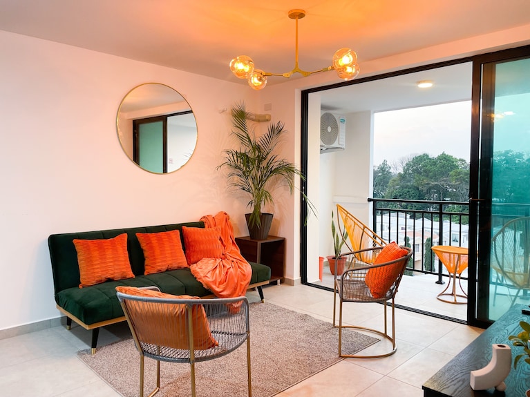 Apartamento Moderno Orange Place + Wifi+ Pool+ Gym - サン・サルバドル