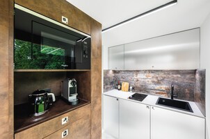 Casa Móvel Design, pátio, vista para o jardim | Cozinha privada | Uma máquina de café expresso, Minifrigorífico, um micro-ondas