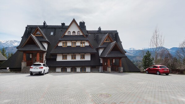 Fachada da propriedade