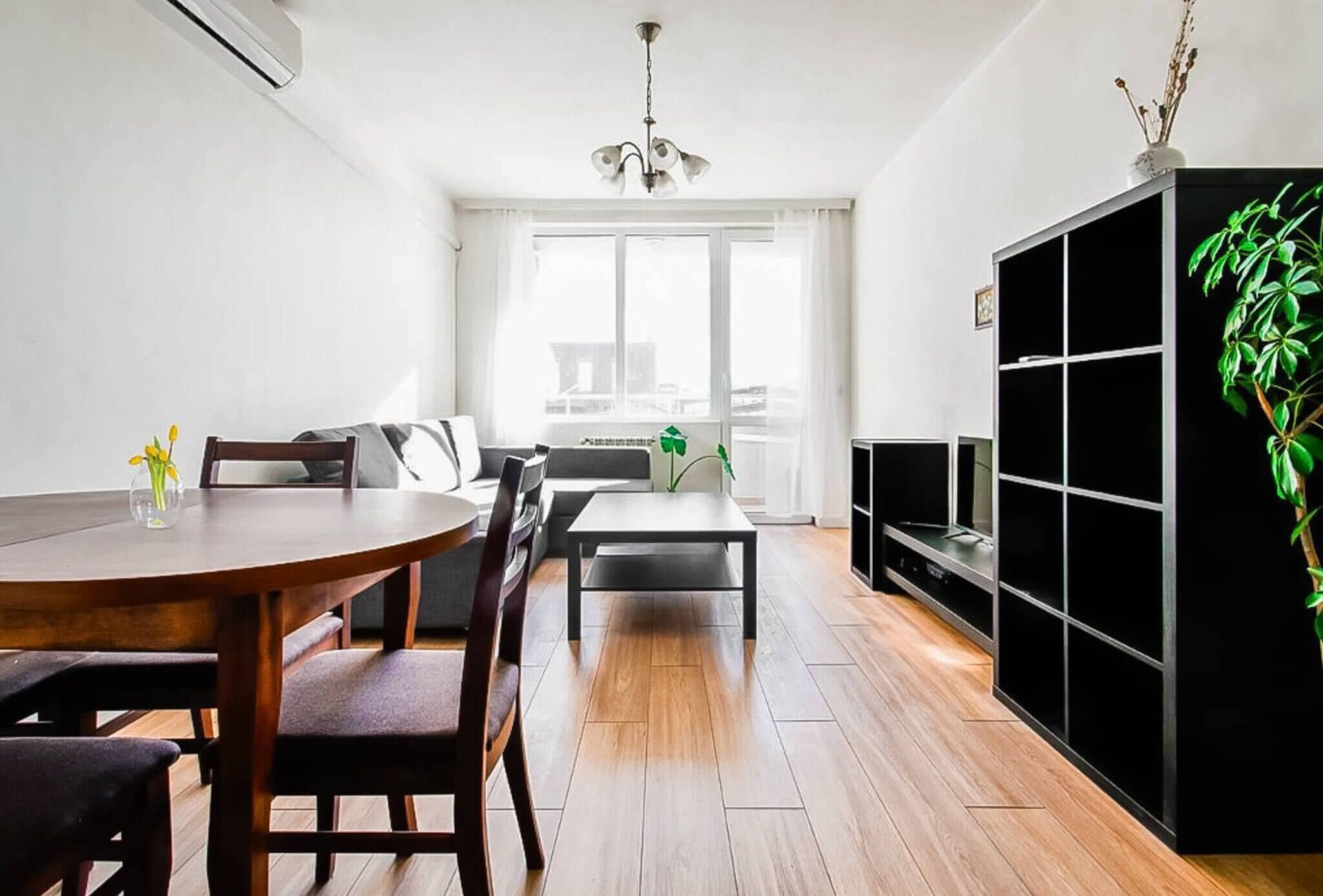 Work-friendly Space | Ac | Steps From Metro - Bankya