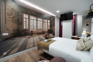 Quarto triplo standard, suíte | Cofres nos quartos, cortinas blackout, quartos à prova de som