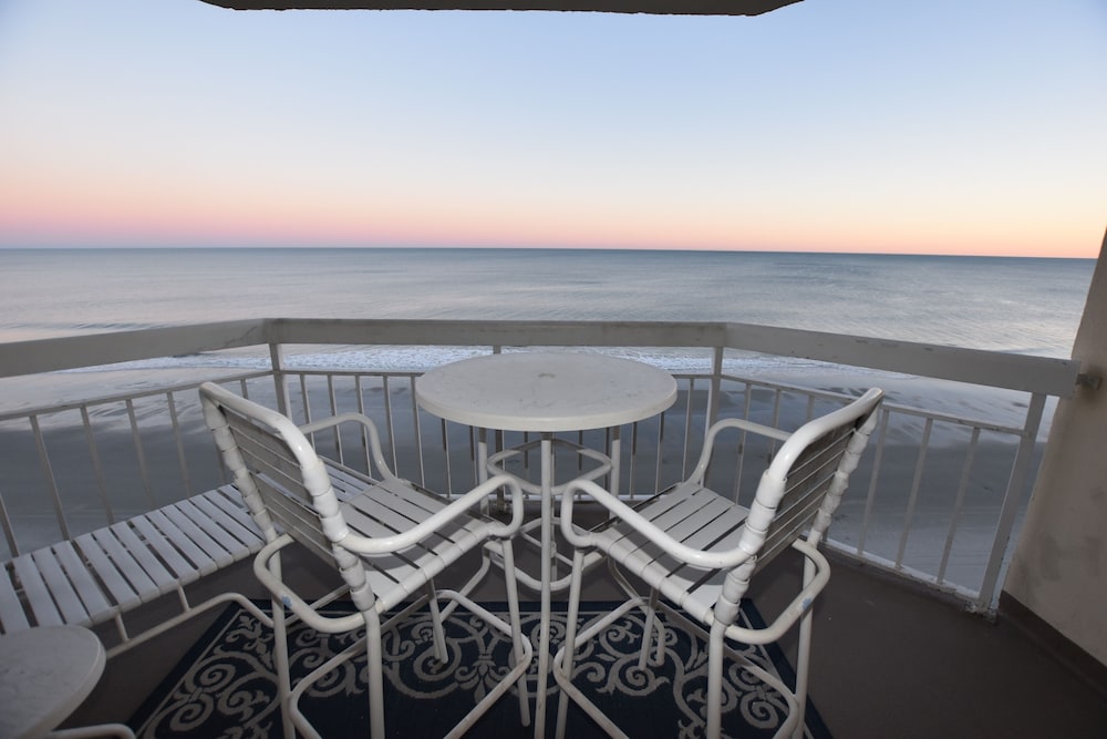 0702 Waters Edge Resort 2 Bedroom Condo By Redawning - Surfside Beach, SC