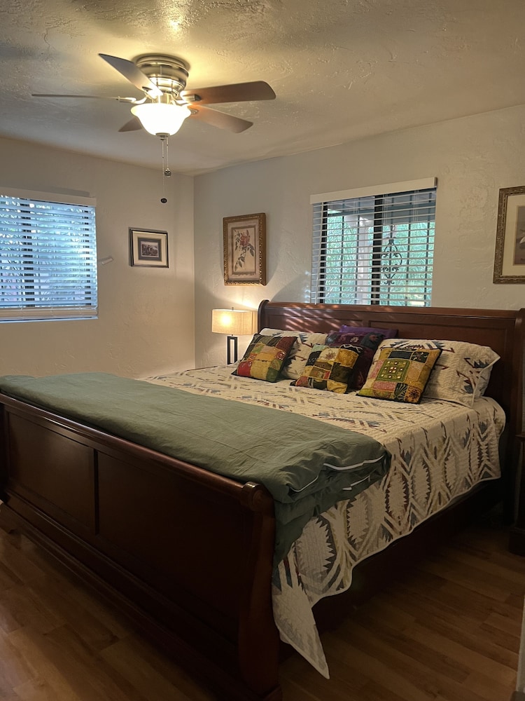 A Desert Oasis - Attractive 2 BR house in midtown Tucson with fenced ...