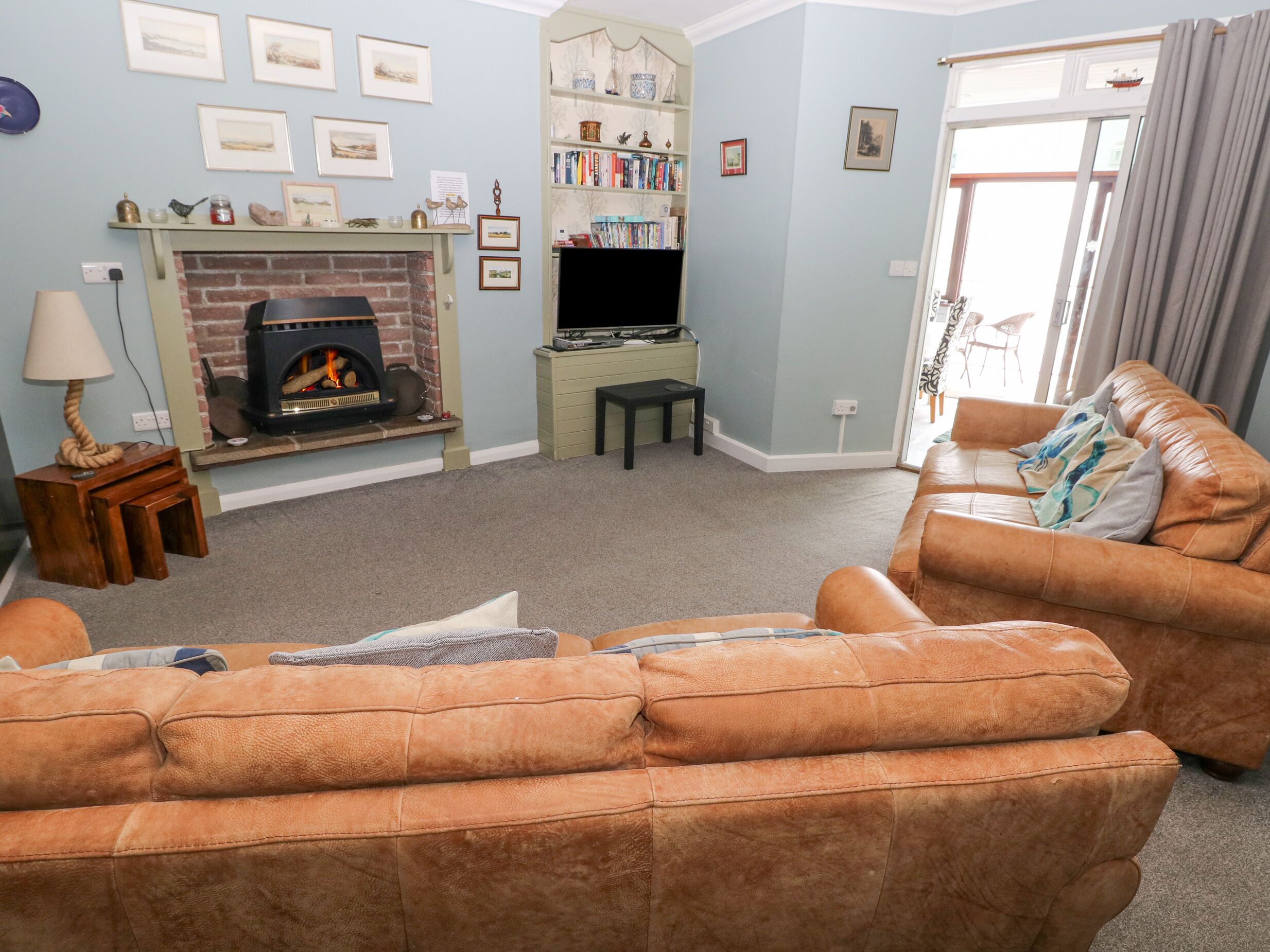 Apartment 4, Pet Friendly, Country Holiday Cottage In Tenby - Tenby