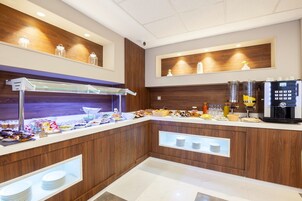 Pequeno-almoço tipo buffet diário incluído