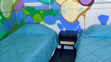 Secretária, Wi-fi grátis, roupa de cama fornecida