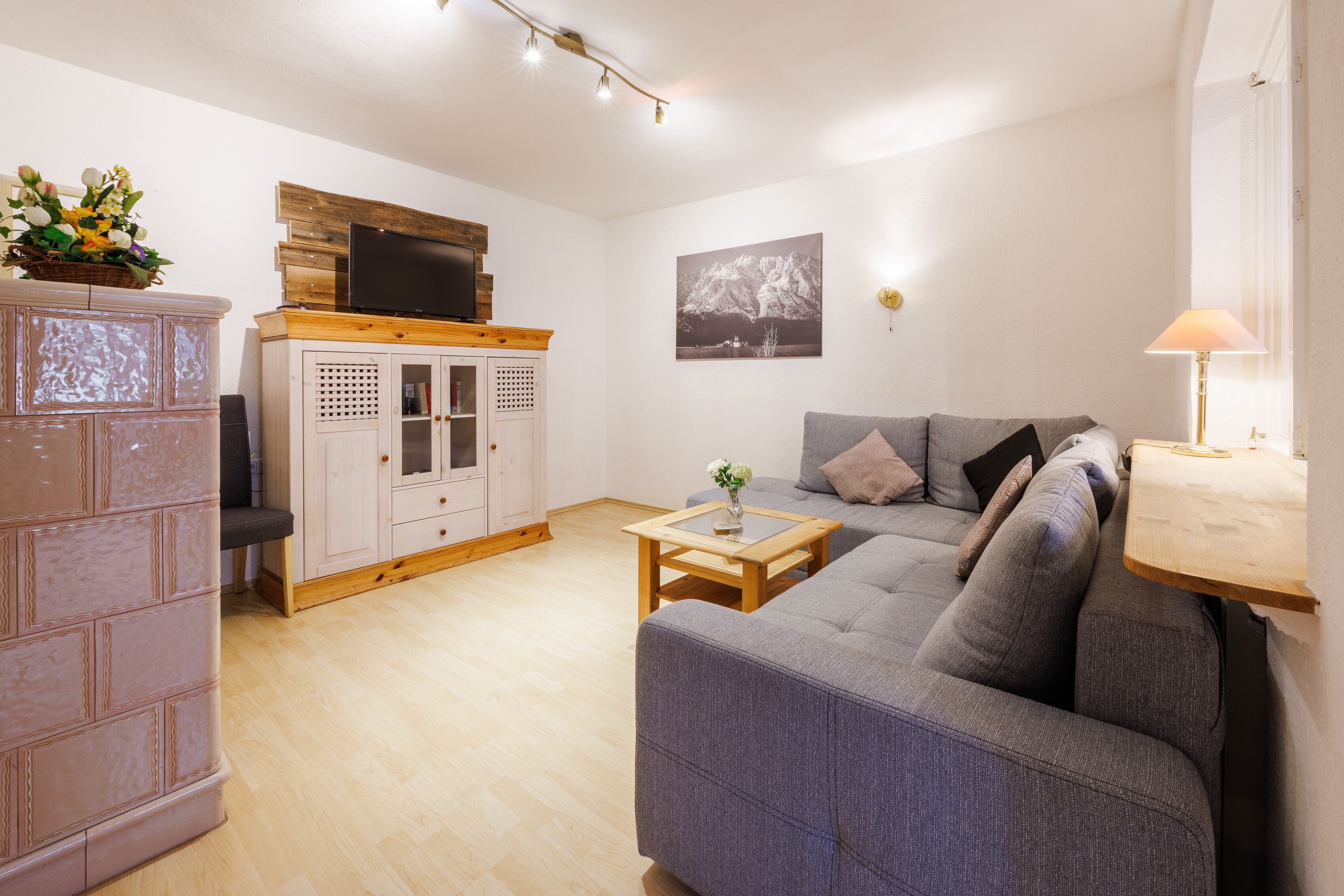 Ferienwohnung Unternberg 45qm, Terr., Küche, Behinderteng., 1 Schlafzimmer - Siegsdorf