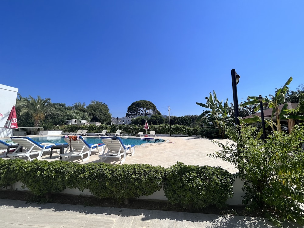 Ege Apartments - Yalıkavak