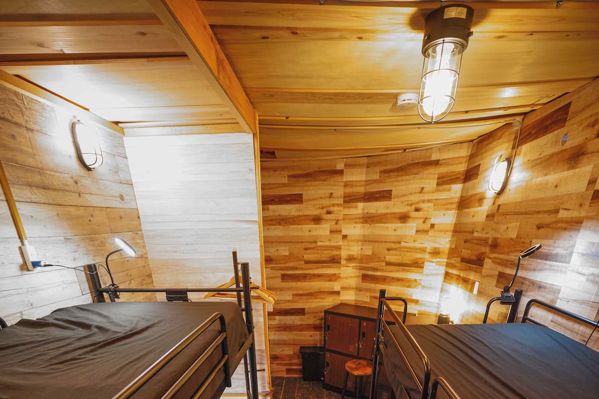 Dormitório compartilhado, somente para mulheres, para não fumantes (180×80cm) | Wi-Fi de cortesia, roupa de cama