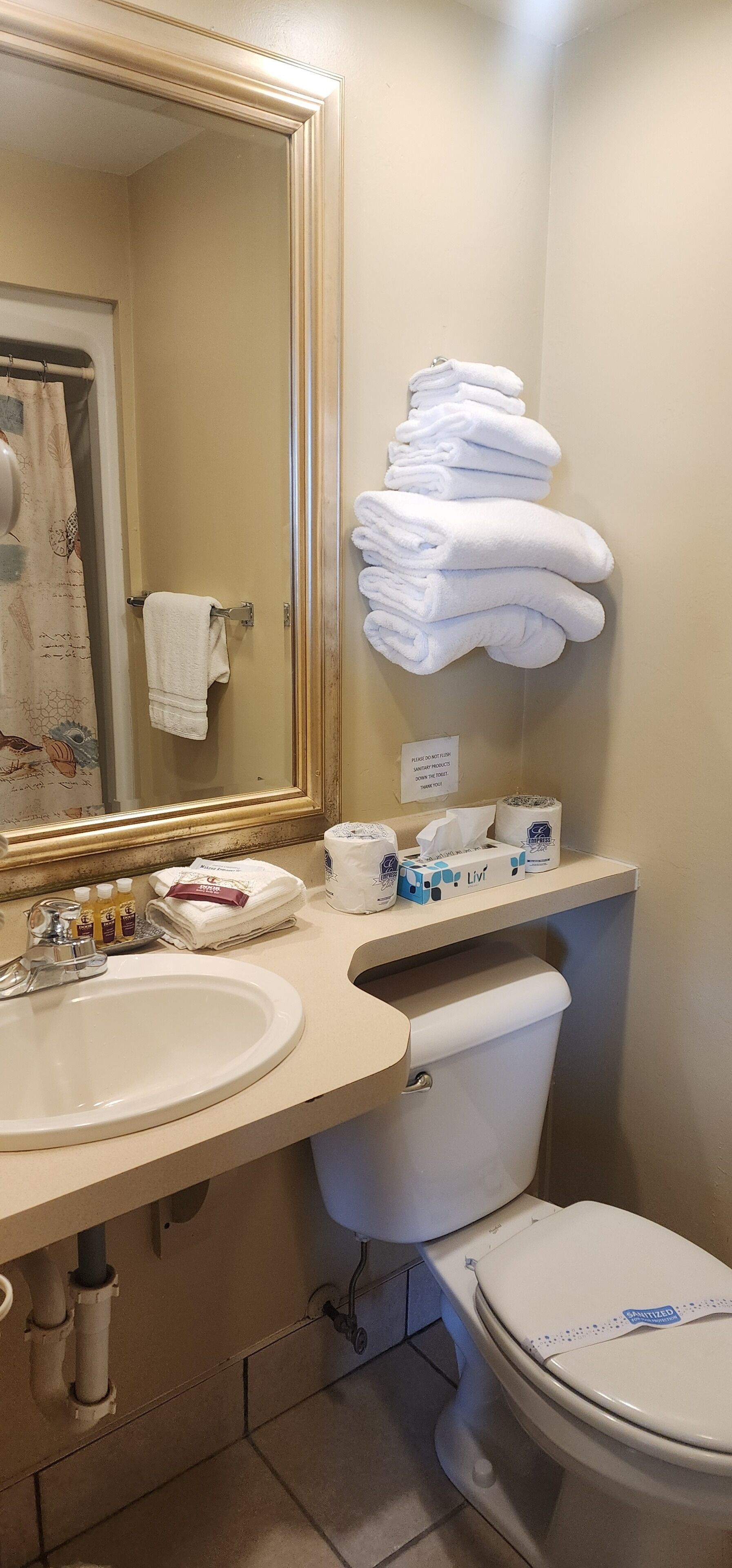 Snug Harbor Inn - Basic-water 7 & 10 - Door County, WI