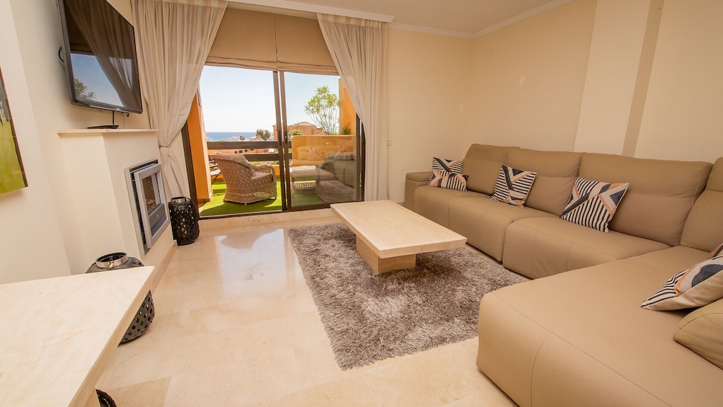 Casares Beach Apt 218 - Casares