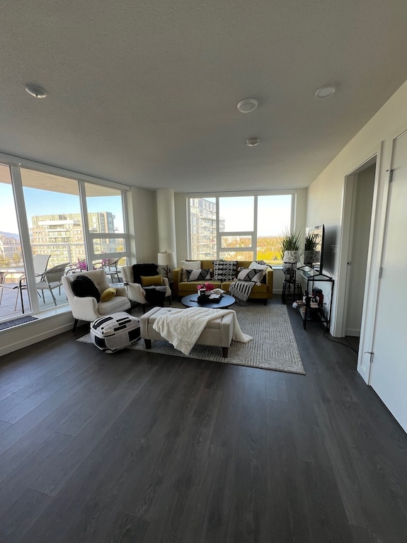 A Brand New Luxury 2 Bed+2 Bath Apt In Richmond,200 Mts From Skytrain And Mall. - 델타