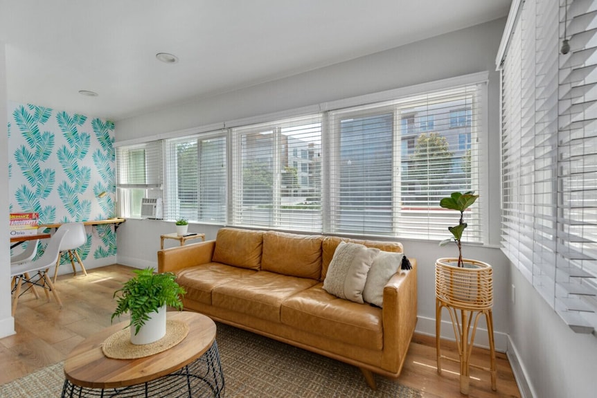 Entire Complex | Steps To The Sand | Sleeps 20 - Orange County, CA