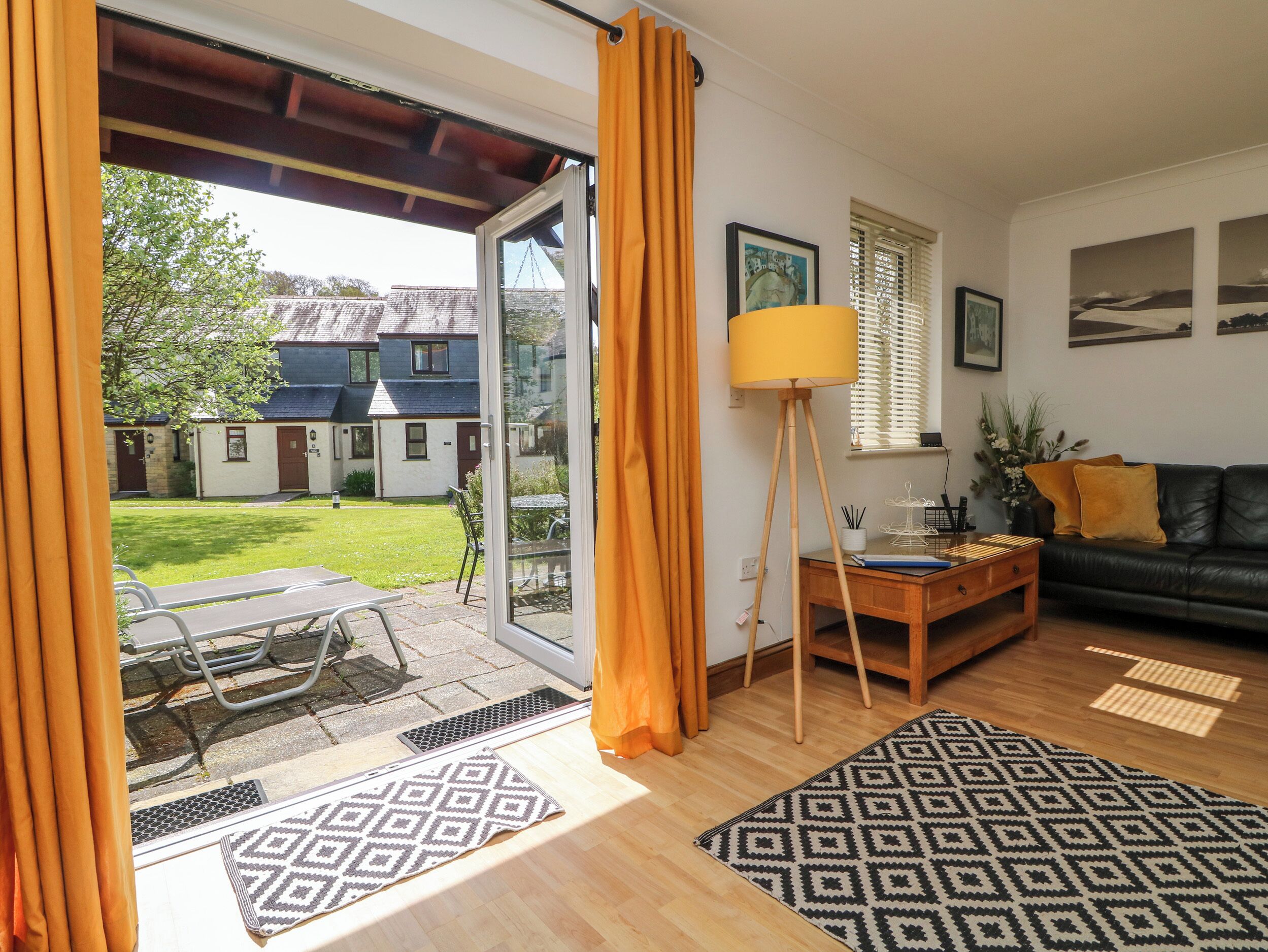 Carrick Cottage, With A Garden In Falmouth - Penryn