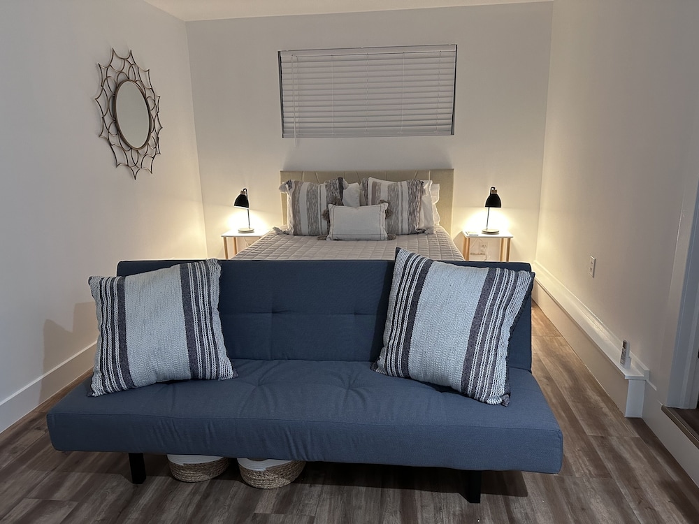Cozy Guest House In Fort Lauderdale: Escape To Serenity! - Plantation, FL