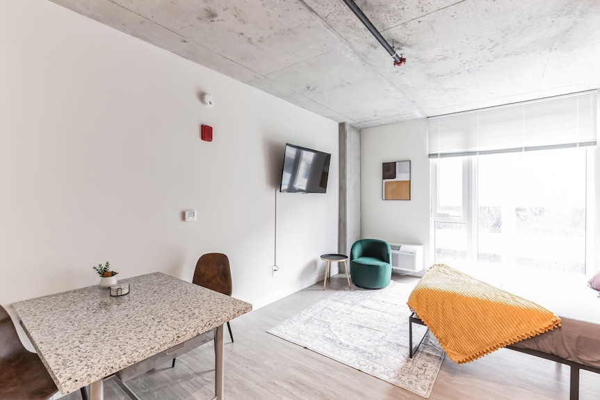 Chic Studio On Euclid Avewalk To Local Hotspots - Progressive Field Cleveland