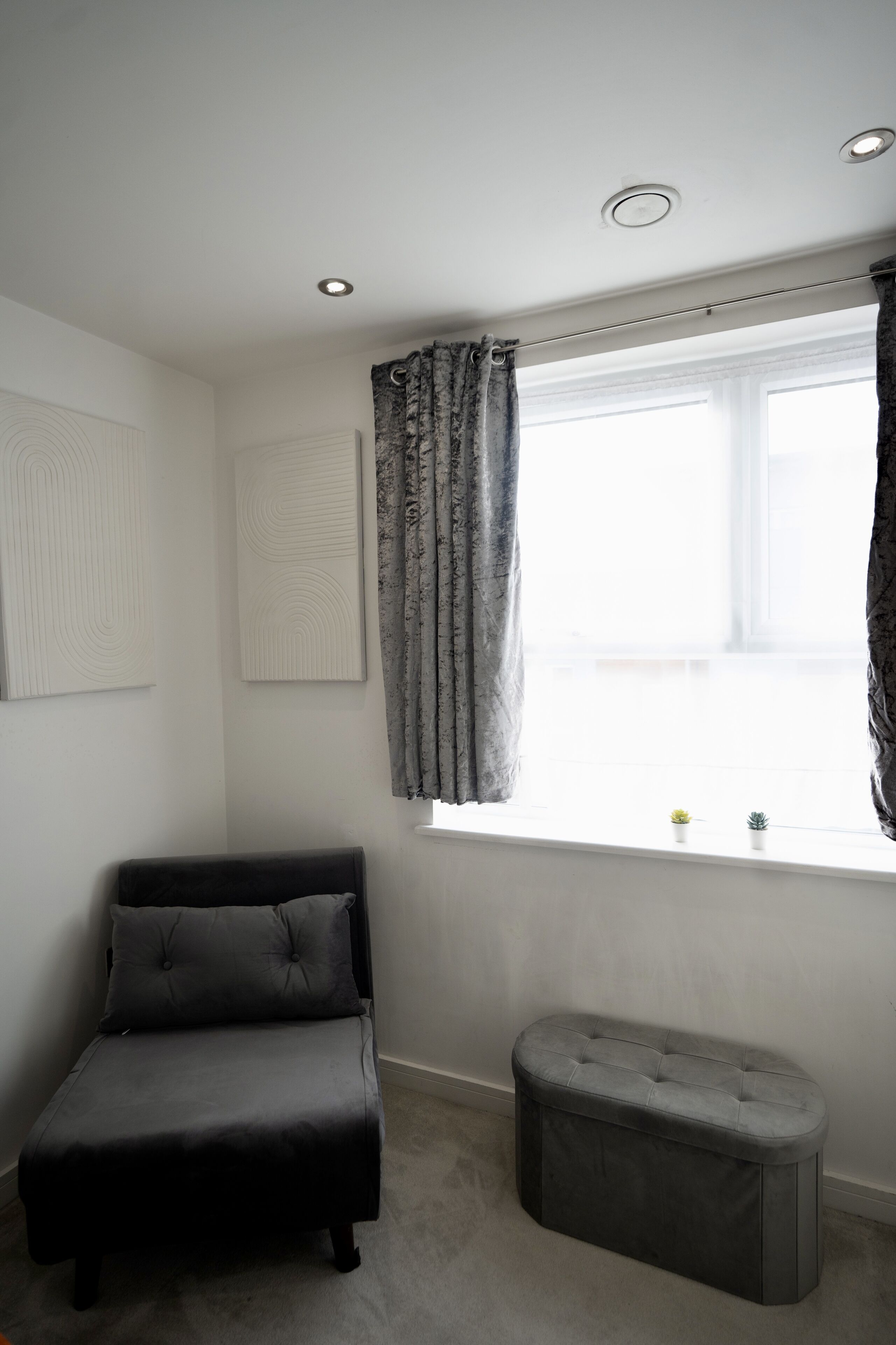Luxury 2 Bed Apartment In Town Centre - Free Wifi! - Luton
