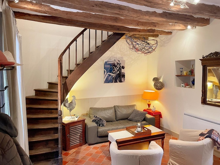 Charmant Gîte à Pontlevoy Avec Cour Privée, Vélos, Terrasse Et Proche Des Châteaux Et Commerces - Vallée de la Loire