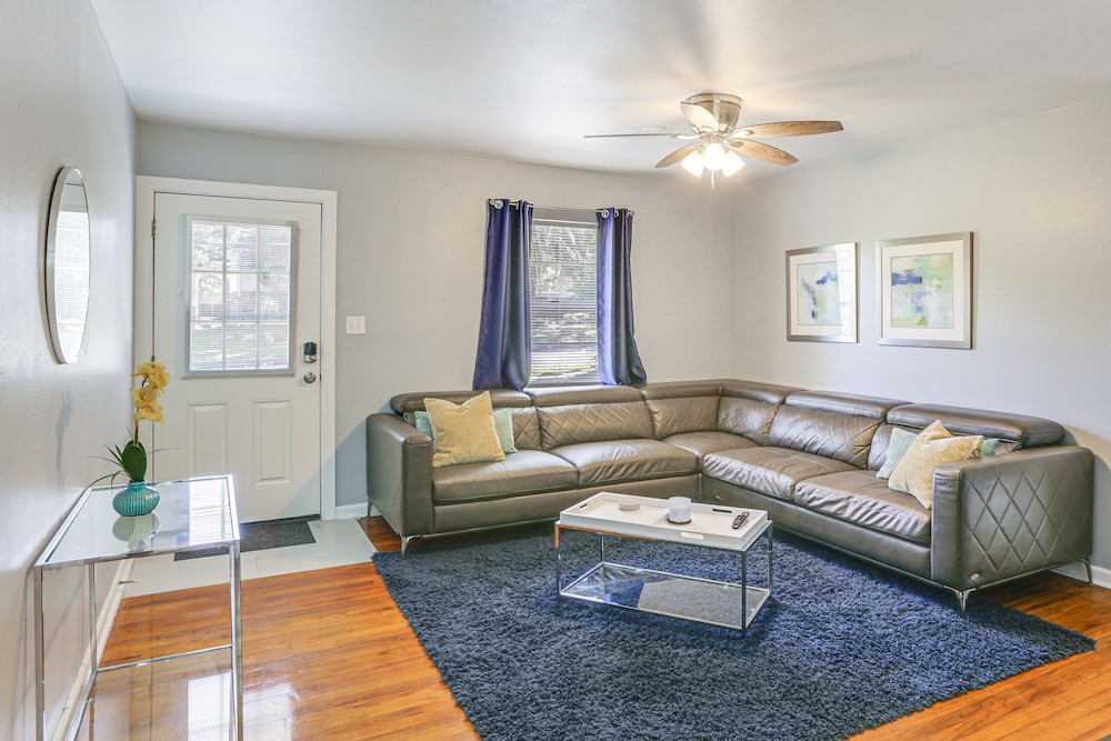 Tallahassee Home W/ Yard < 2 Mi To Fsu Campus - Tallahassee, FL