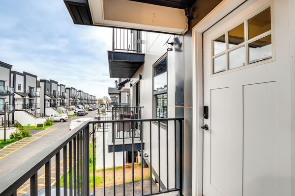 Modern Elizabeth Apartment ~ 1 Mi To Train Station - Fort Wadsworth - Staten Island NY