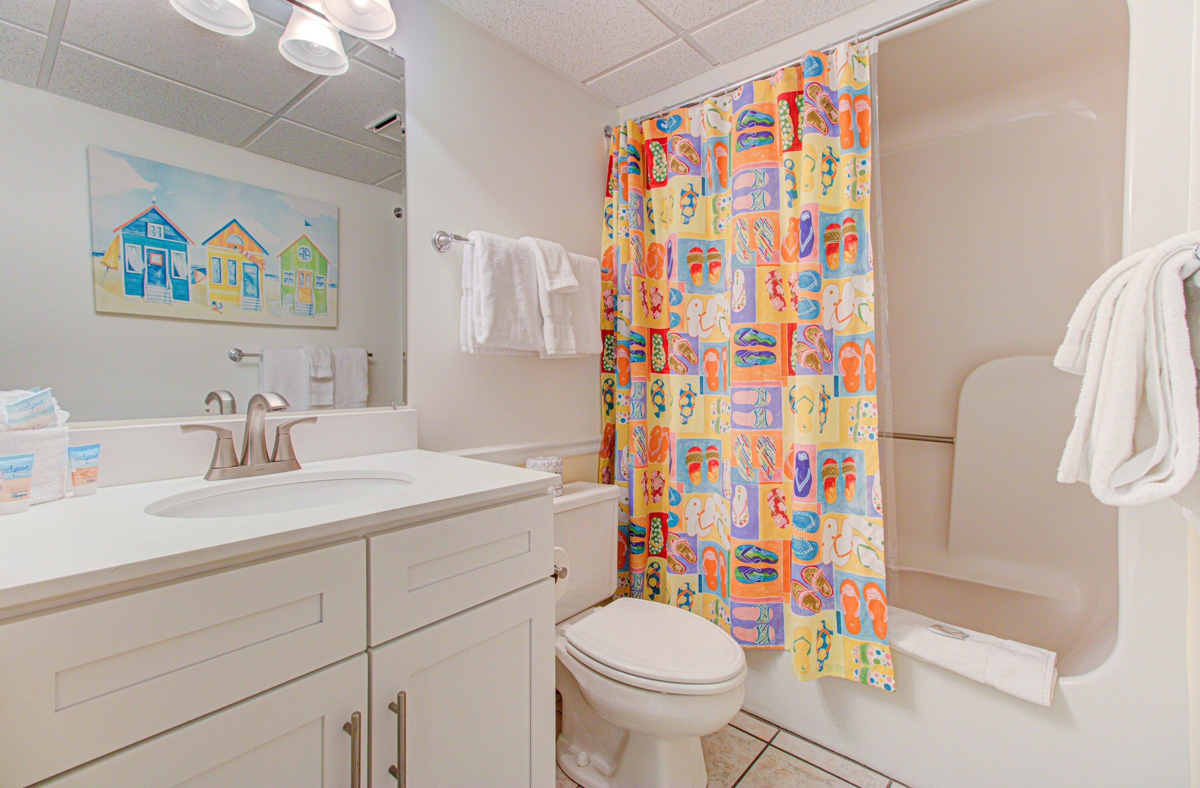 Condo, 1 quarto | Banheiro | Toalhas de banho, shampoo