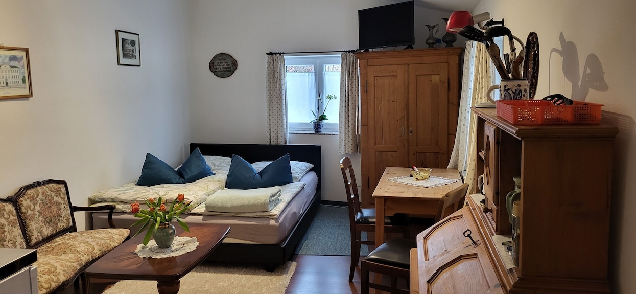 Apartment Sonja Mit Dusche Und Blick Auf Den Bach - Bad Aibling
