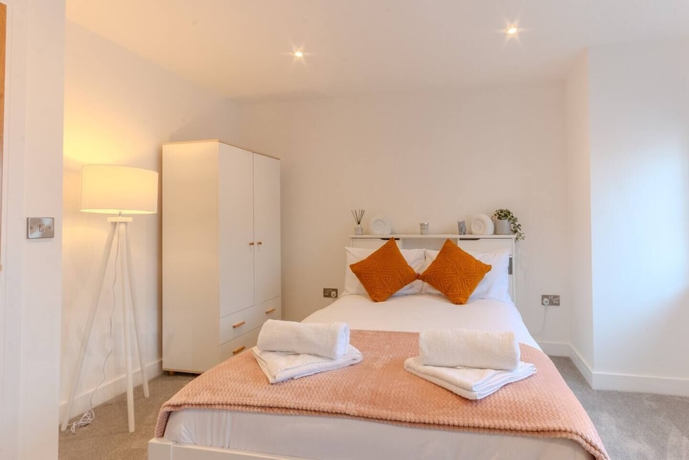 Stylish 2-bed House In Westgate-on-sea. A Stone Throw From St. Mildred's Bay Beach By Adliv - Westgate-on-Sea
