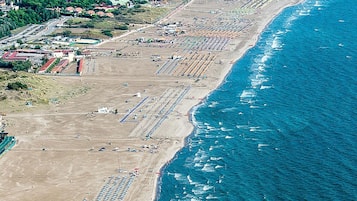 Apartamento, 2 quartos, sacada | Vista da propriedade