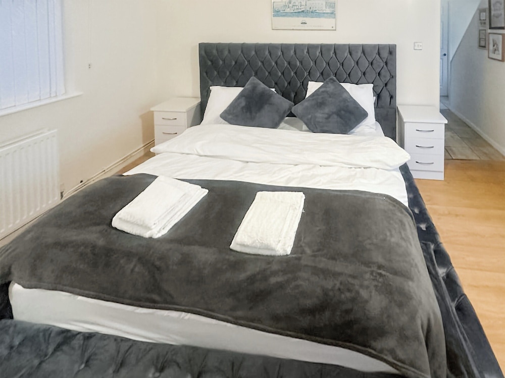 Spacious Family House Close To Beach And Amenities. - Walton-on-the-Naze