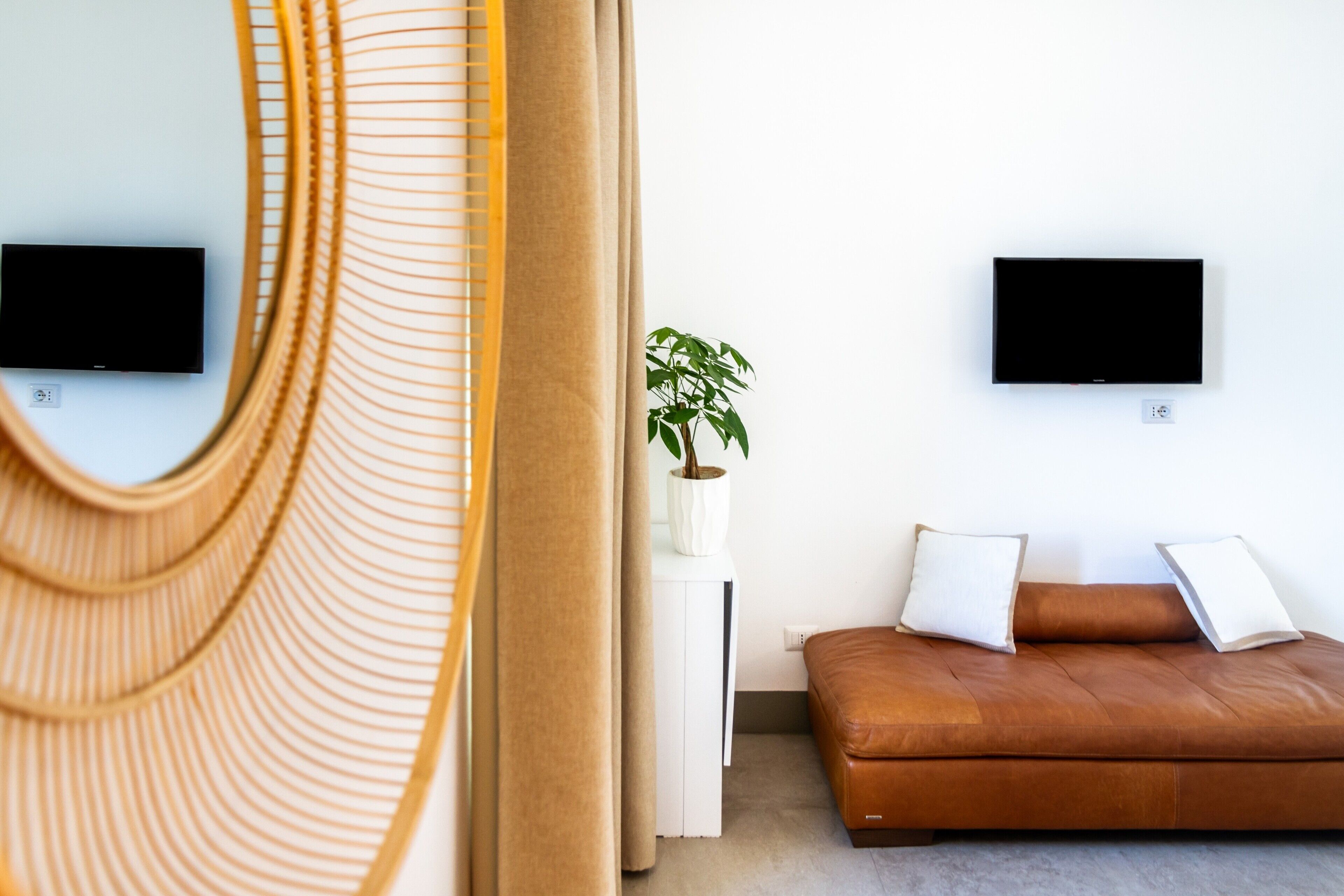 'Casale Lorenzo - Room 3' With Private Veranda, Shared Garden And Air Conditioning - Orbetello