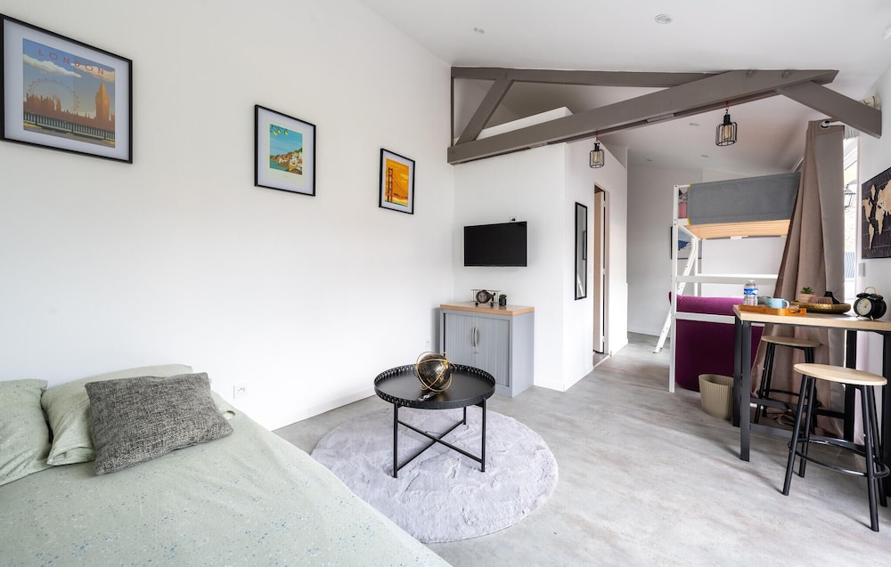 Awesome Apartment In Amblainville With Wifi - 梅呂