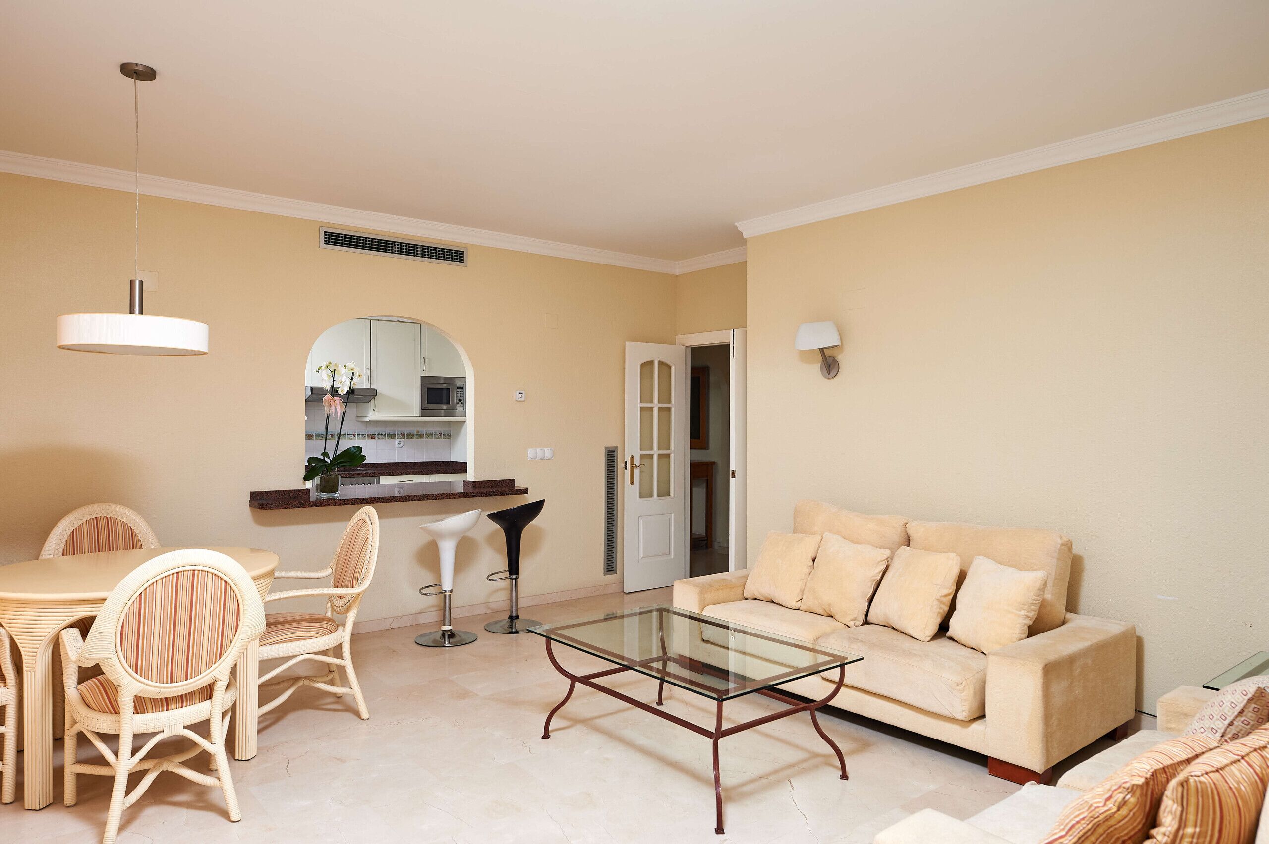 Draw By On Travel - Oliva