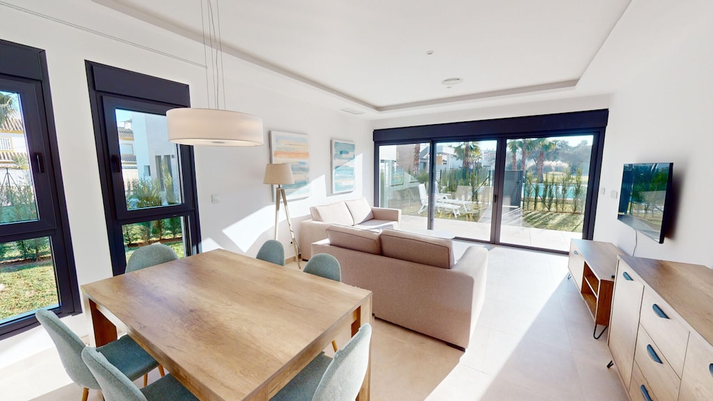 Los Olivos By On Travel - Oliva