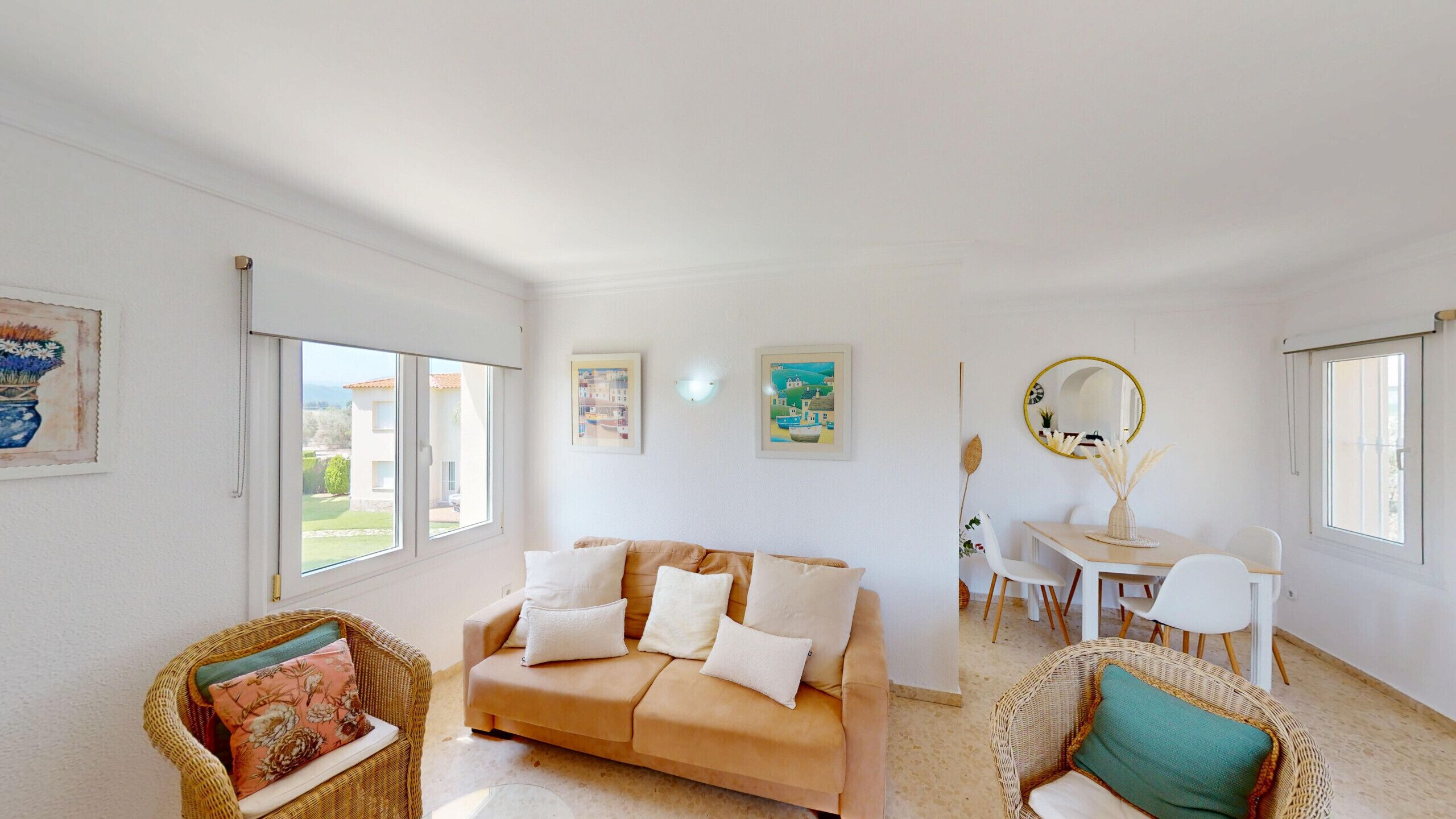 Sundae By On Travel - Oliva