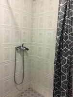 Quarto casal standard | Banheiro