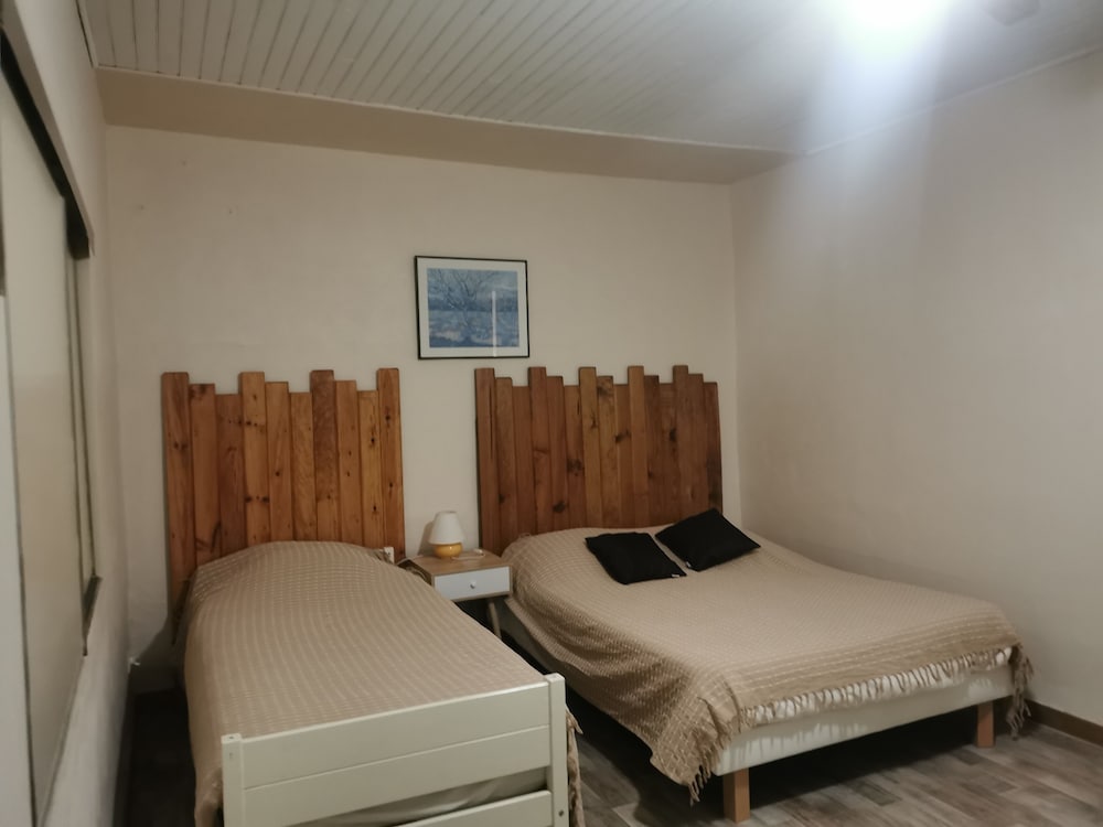 Vacances A La Ferme Pour 6 à 9 Personnes - Grillon