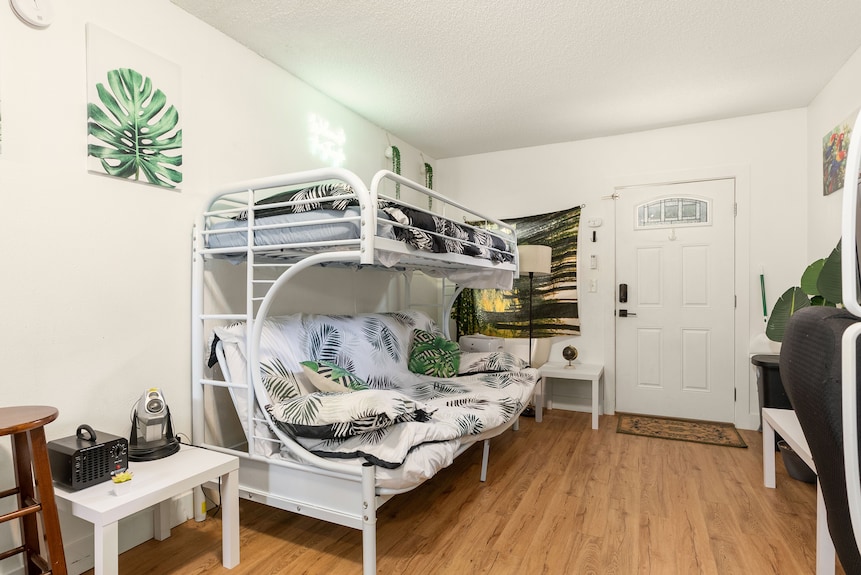 New Jungle Vibes Theme, Your Own Unit B - Puyallup, WA